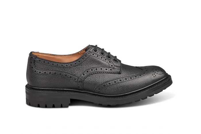 Ilkley Country Shoe - Black Scotch Grain – R E Tricker Ltd