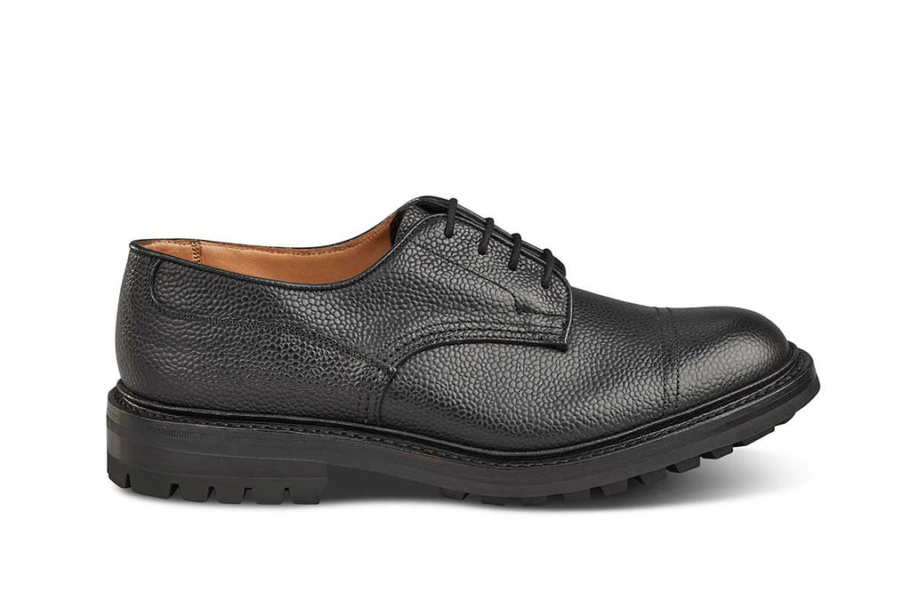 Matlock Country Shoe | Black Scotch Grain (6 Fitting) | Tricker's – R E ...